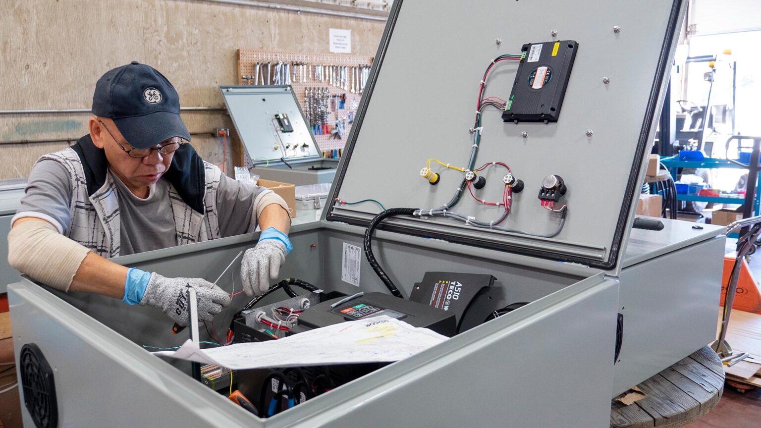 Technical Support for Industrial Systems | Dycor Technologies